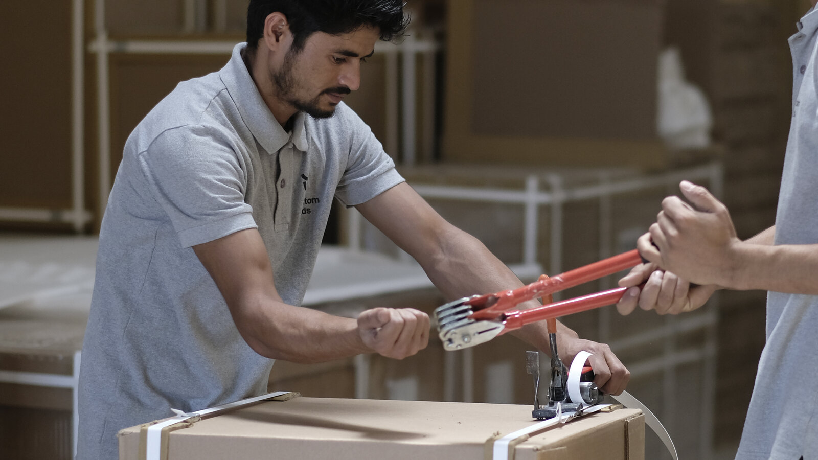 QC & Packing | Phantom Hands