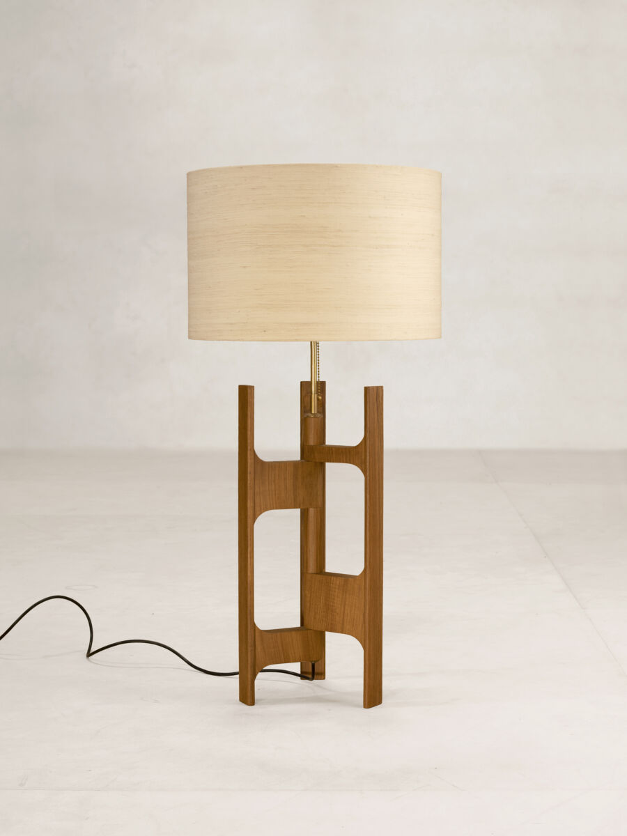 x+l 03 Table Lamp | Phantom Hands