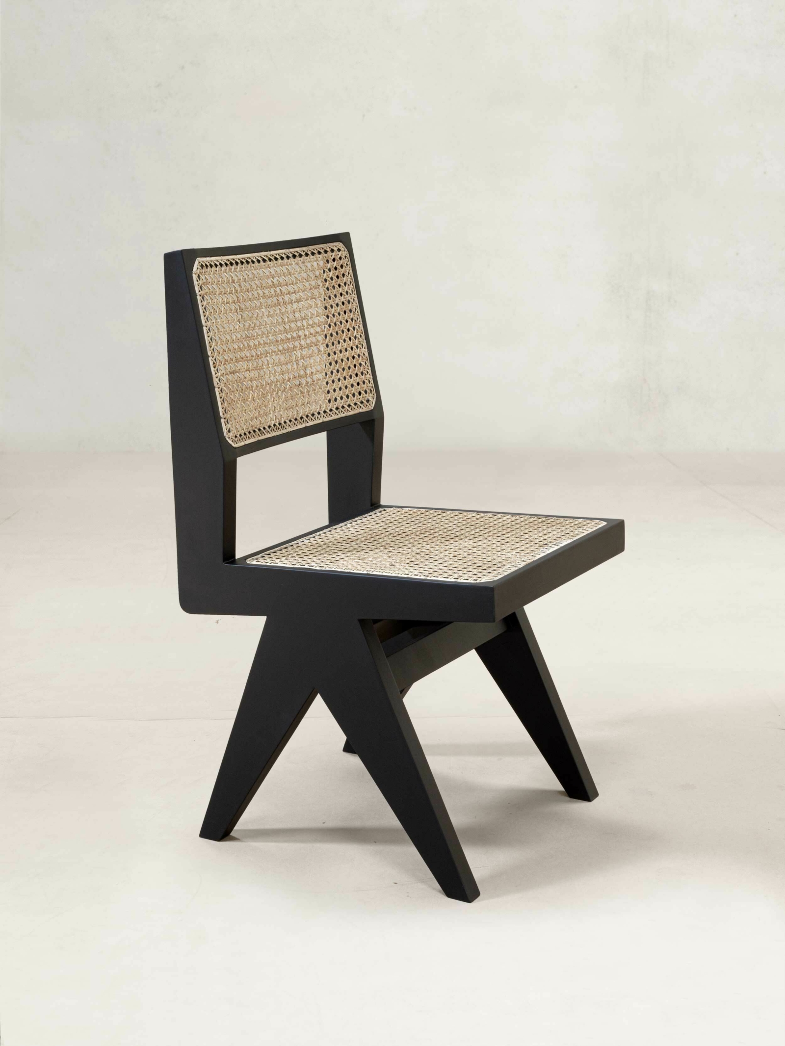 Armless Dining Chair | Phantom hands | Phantom Hands