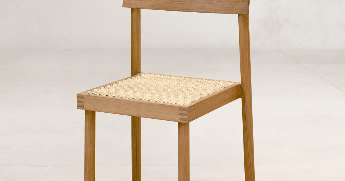 Nandi Dining Chair | Phantom Hands